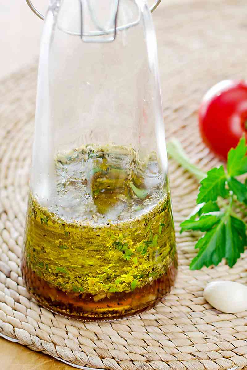 Italian Dressing Recipe (Easy Homemade Healthy Dressing) - Cook Eat Well